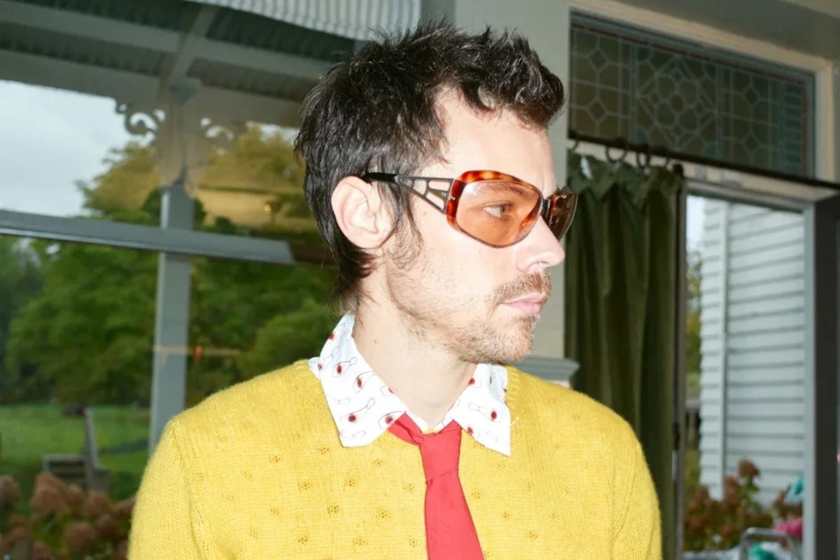 Гарри Стайлс возвращается с альбомом Kiss All the Time. Disco, Occasionally